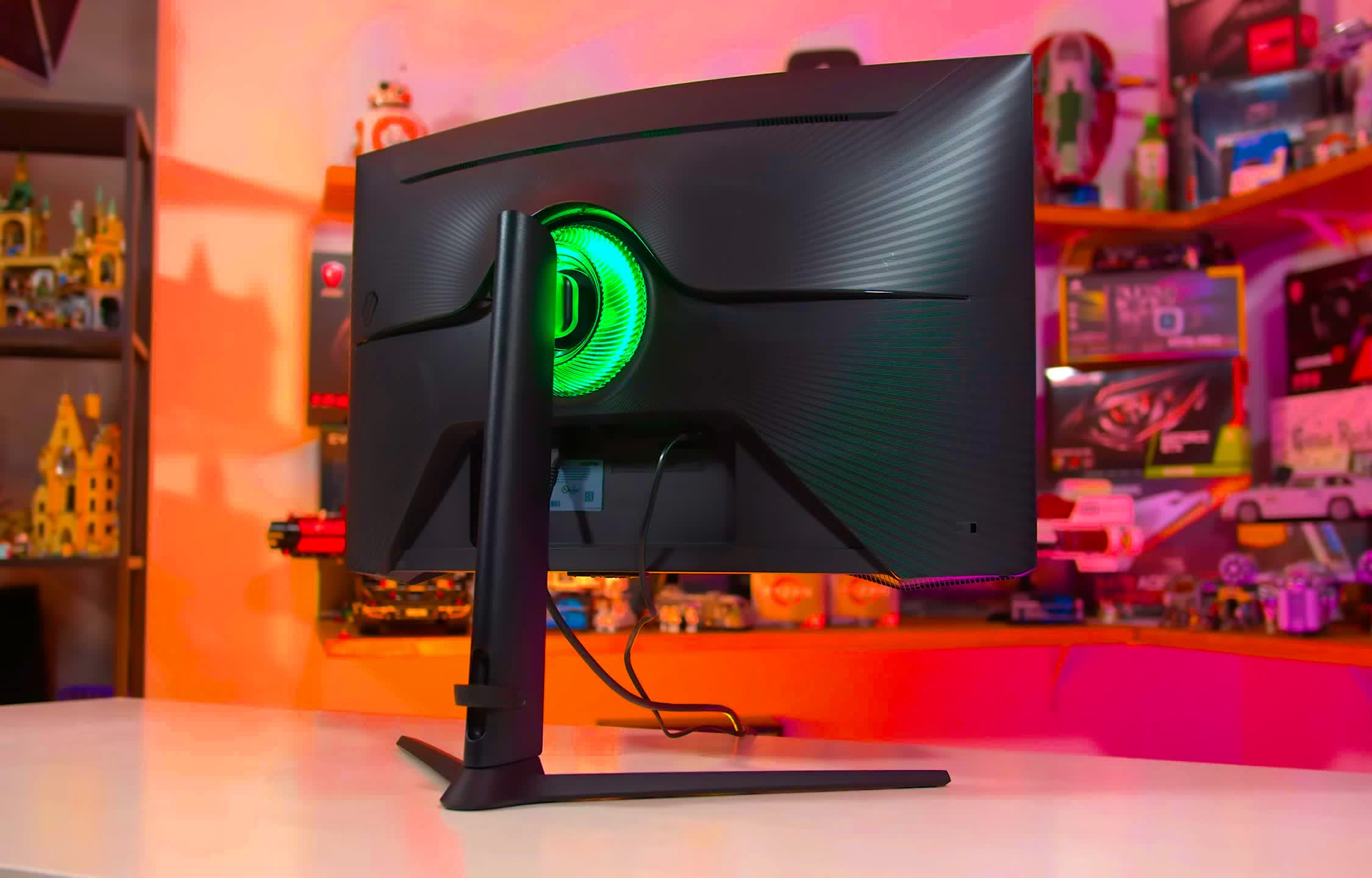 Top 5 Monitors for Nvidia RTX 4090, RTX 4080, AMD Radeon RX 7900 XTX ...