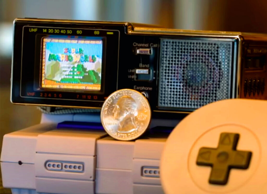 Panasonic CT-101 is World's Smallest Color CRT TV, Can Still Play Super ...