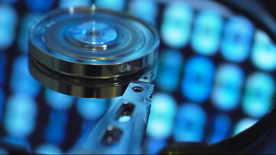 44TB HDD in 2026? Western Digital roadmap shows how HAMR will ...