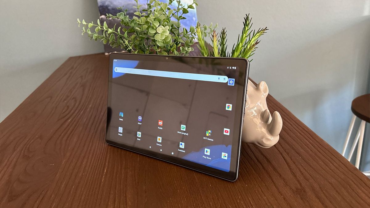 Kogan Explore Tab 2 Pro review: a simple tablet for the most basic uses ...