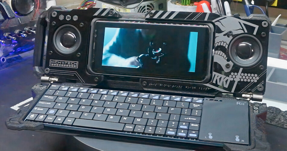 Custom-Built Cyberdeck Repurposes Smartphone as a Portable Powerhouse ...